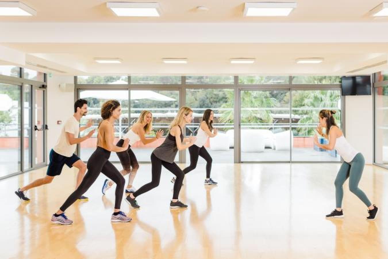 Zumba Hotel at the 4-star Mouratoglou Hotel & Resort Sophia-Antipolis (06).